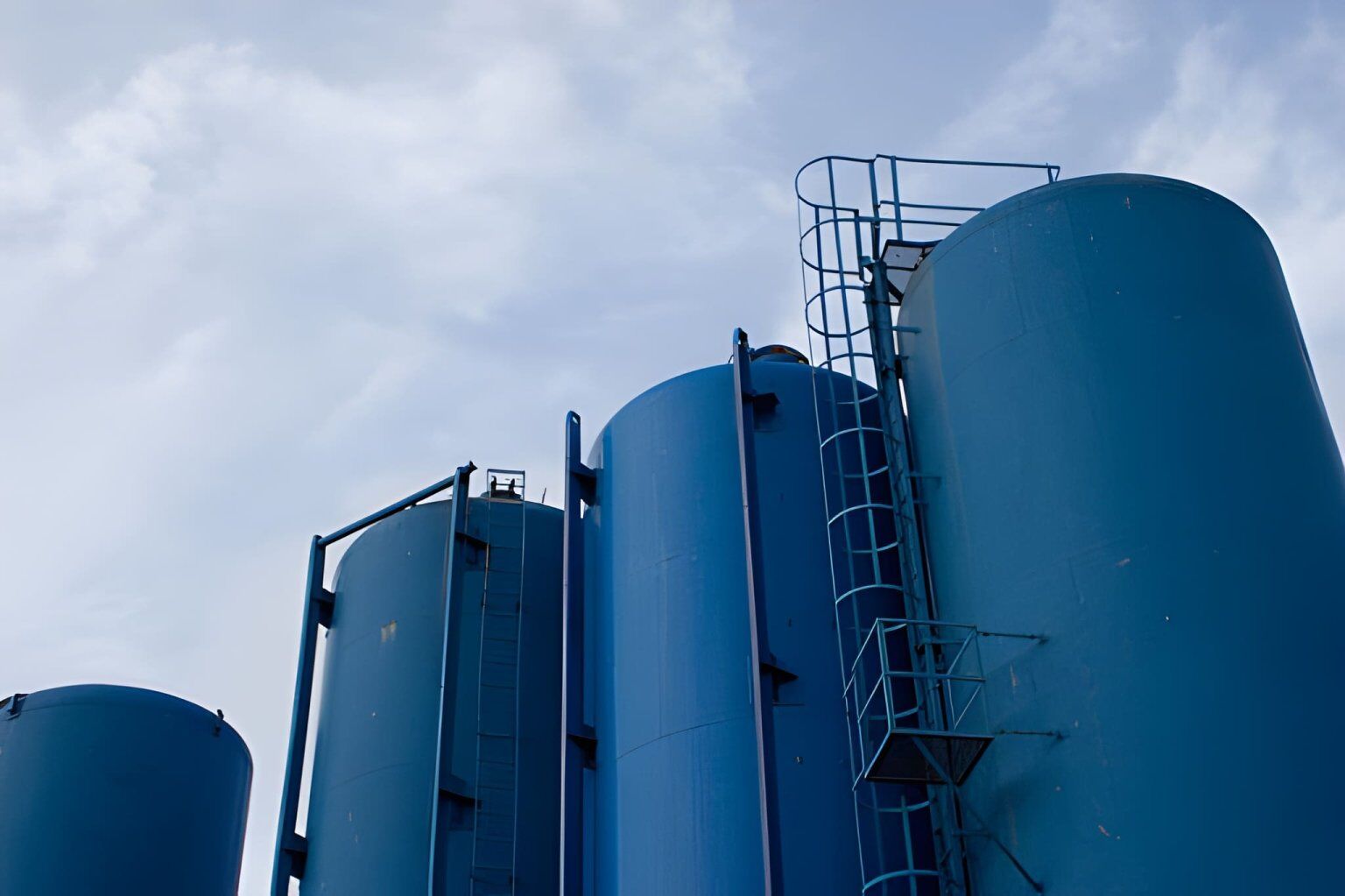 FRP Tanks and Vessels - Troy Dualam